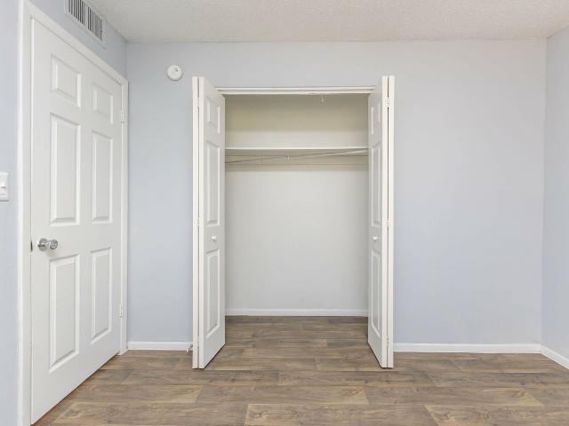 Park House Apartments 3 Bedroom Apartment for Rent at 3980 64th St N, St. Petersburg, FL 33709 Disston Heights