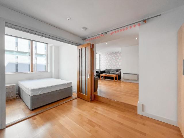 Park House Apartments, Park Row, Leeds LS1, 1 bed flat to rent, £995 pcm | PrimeLocation
