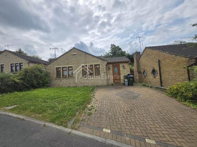 Park House Drive, Thornhill WF12, 3 bed detached bungalow to rent, £1,200 pcm | PrimeLocation
