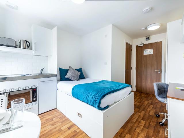 Park House, Luton Student Accommodation | Amber