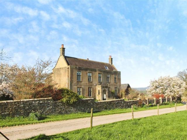 Park House, Stalbridge Park. 7 bed detached house to rent £4,500 pcm £1,038 pw