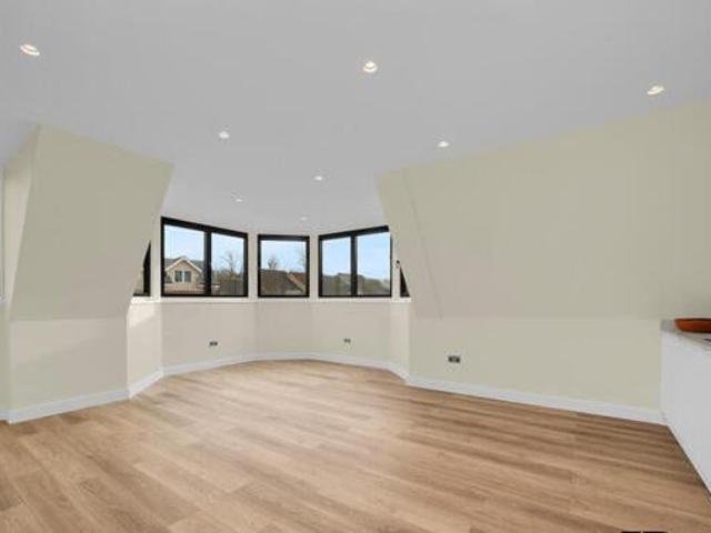 Park Lane, Croydon, 2 Bedroom Flat