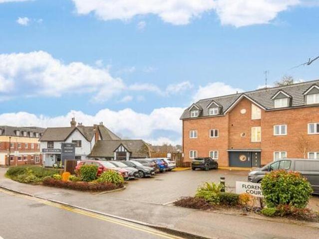 Park Lane, Knebworth, 2 Bedroom Apartment