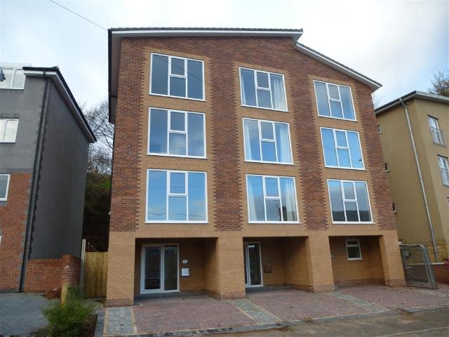 Park Lane, Kidderminster DY11, 1 bed flat to rent, £575 pcm | PrimeLocation
