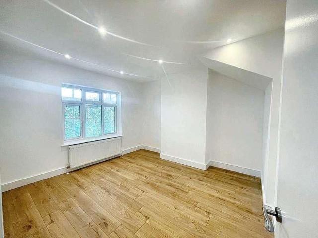 Park Lane, Harrow, HA2