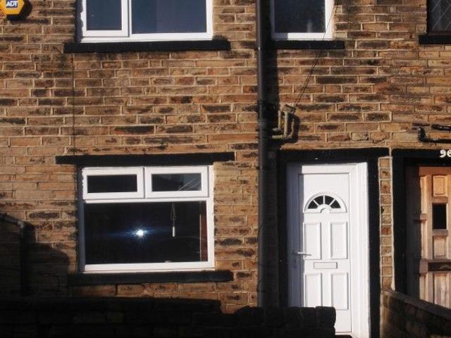 Park Lane, Little Horton, Bradford BD5, 2 bed terraced house to rent, £500 pcm | PrimeLocation