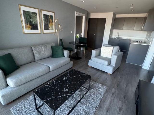 Park Lane, Liverpool L1, 1 bed flat to rent, £1,350 pcm | PrimeLocation