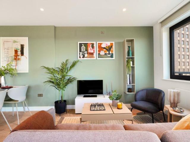 Park Lane, Middlesex HA9 2 bed flat to rent £2,450 pcm £565 pw