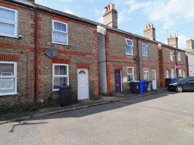 Park Lane, Newmarket CB8, 2 bed terraced house to rent, £1,100 pcm | PrimeLocation