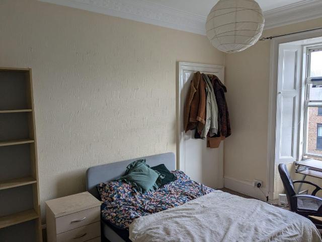 Park Lane, Stirling FK8, 2 bed flat to rent, £950 pcm | PrimeLocation