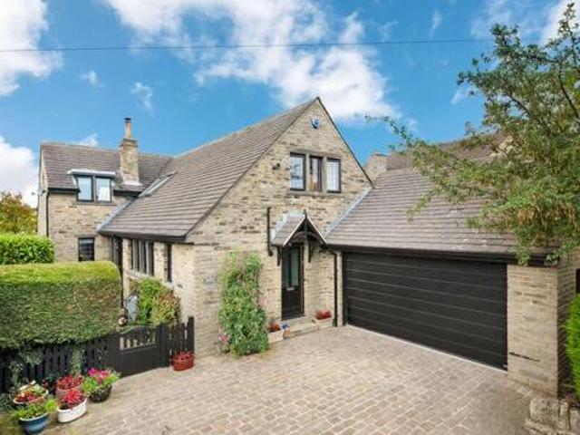Park Lane, Upper Cumberworth, 4 Bedroom Detached