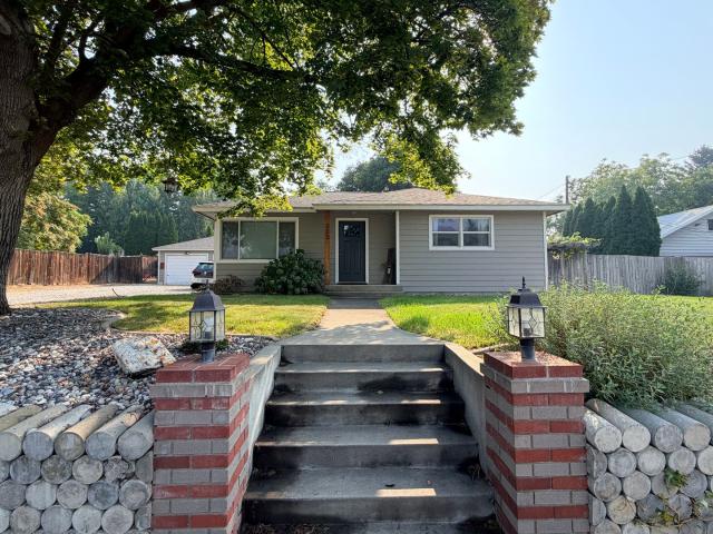 Park like feel! 2+ bed with ADU in back, 2 bath house, central a/c, fenced back yard, great location! Lots of parking!