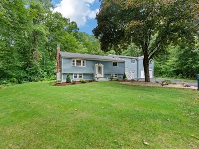 Park Ln, Norton, Home For Sale