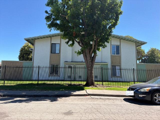 Park Ln Apt 24