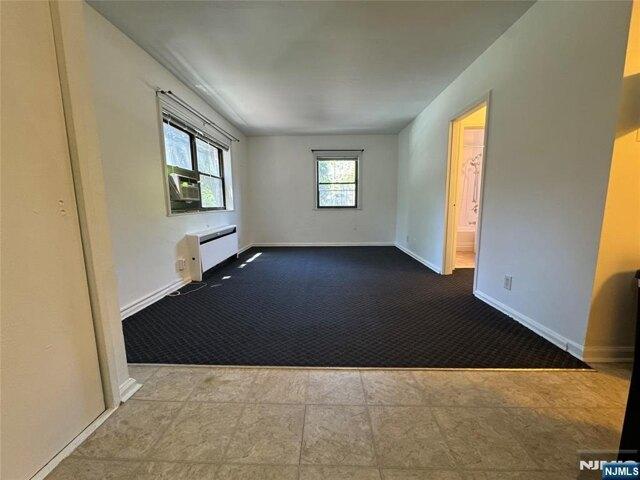 Park Pl Apt J, Fort Lee, Property For Sale