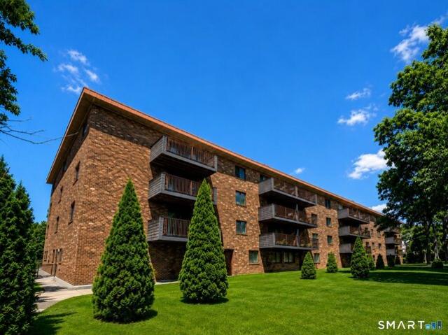Park Pl Apt,new Britain, Condo For Sale