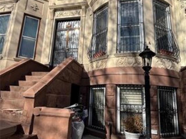 Park Pl, Brooklyn, Home For Sale