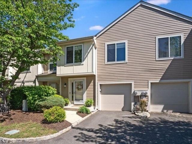 Park Pl, Springfield, Condo For Sale