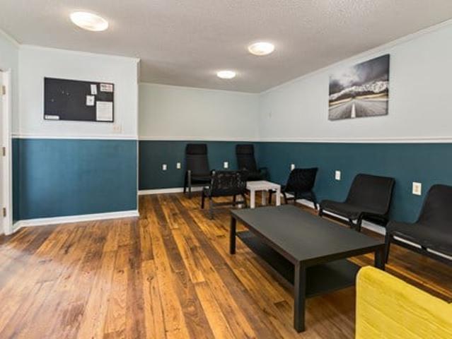 Park Place Apartments Iris
