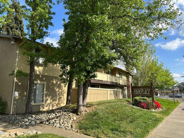 Park Place Apartments, Where Modern Comforts and Charm Meet! 1 Bedroom Apartment for Rent at 2548 Walnut Ave, Carmichael, CA 95608