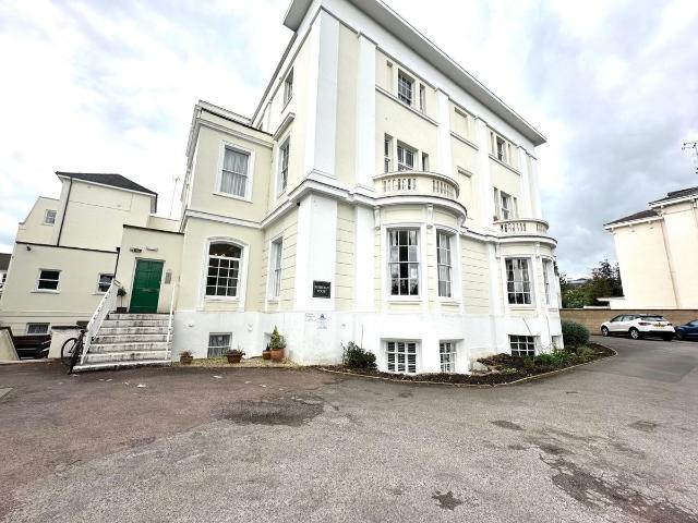 Park Place, Cheltenham, Gloucestershire GL50, 1 bed flat to rent, £850 pcm | PrimeLocation