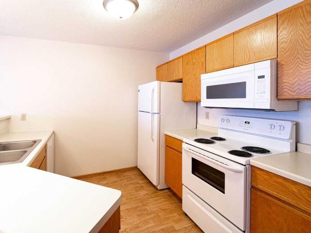 Park Place Estates 1 Bedroom Apartment for Rent at 3700 W Saint Germain St, Saint Cloud, MN 56301