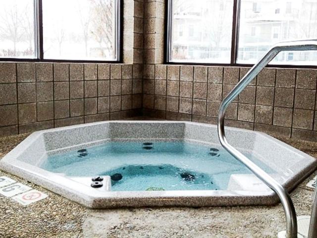 Park Place Estates 1 Bedroom Apartment for Rent at 3700 W Saint Germain St, Saint Cloud, MN 56301