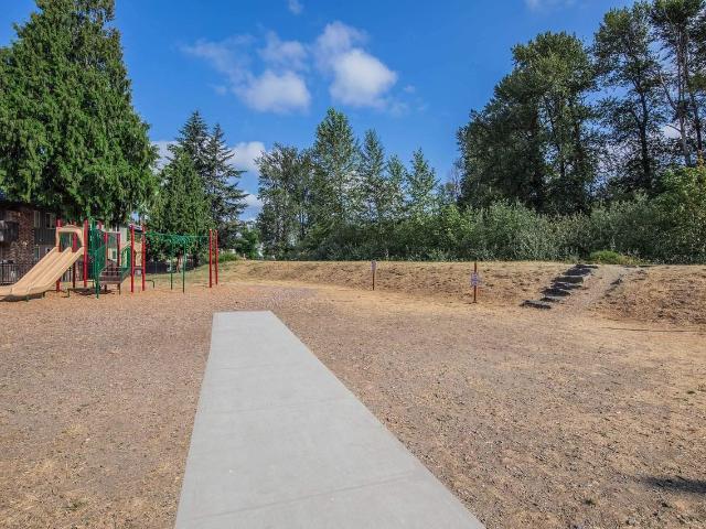 Park Place 2 Bedroom Apartment for Rent at 1406 Maple Ln, Kent, WA 98030