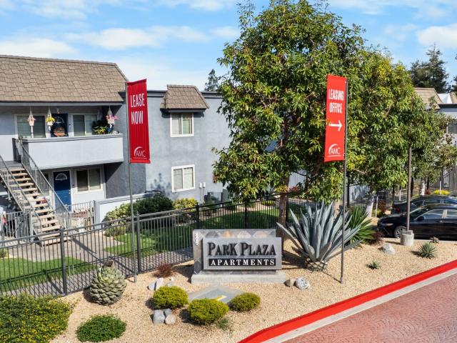 Park Plaza Apartments