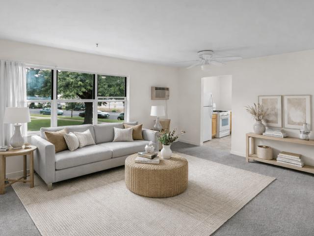 Park Point Properties 2 Bedroom Apartment for Rent at 4300 Highway 7, St. Louis Park, MN 55416 Triangle