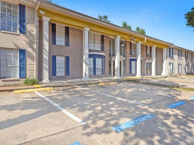 Park Pointe 2 Bedroom Apartment for Rent at 7900 Bellaire Blvd, Houston, TX 77036 Sharpstown