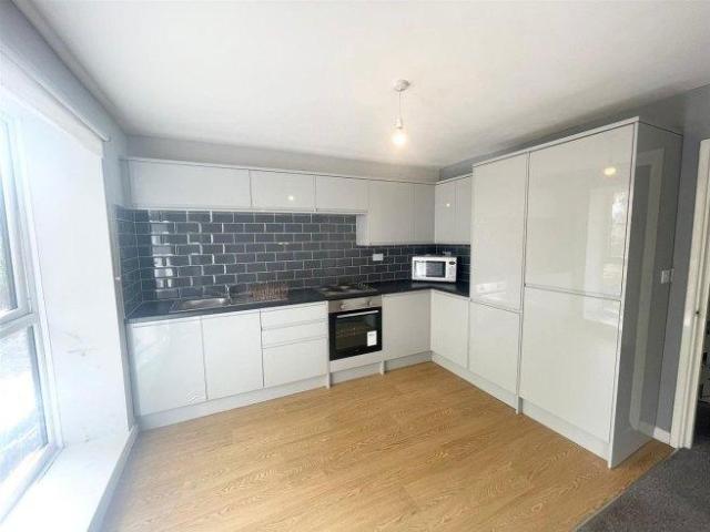 Park Ravine 5 bed house share to rent £3,570 pcm £824 pw