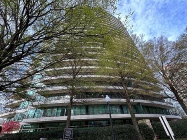 Park Regency Pl NE
