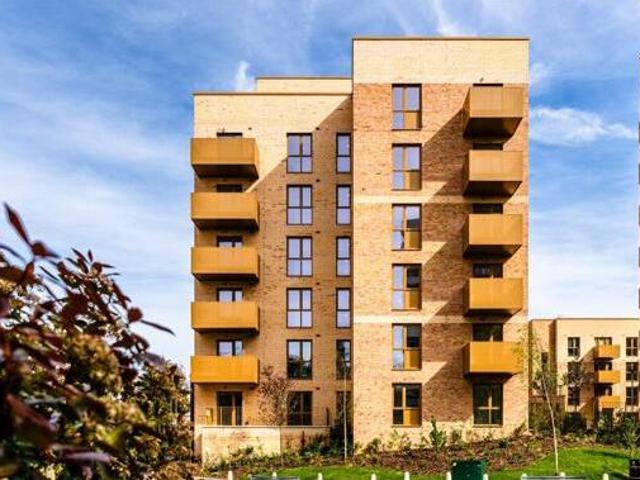 Park Rise, Sunrise Avenue, 2 Bedroom Apartment