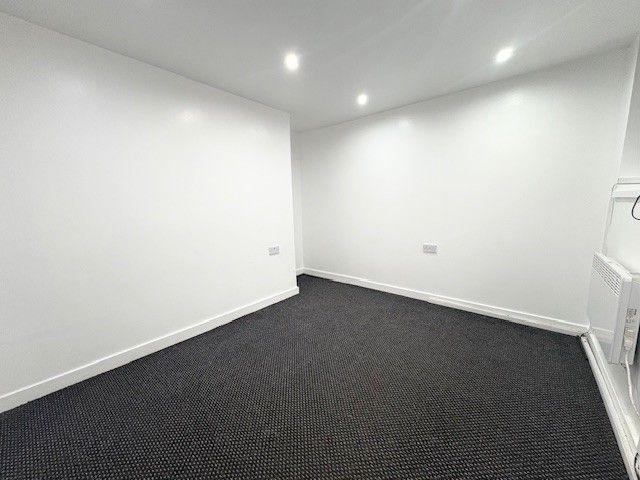 Park Road, Bolton BL1, 2 bed flat to rent, £675 pcm | PrimeLocation
