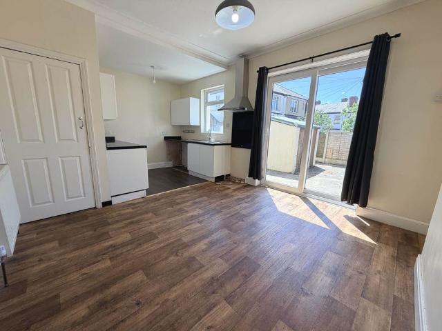 Park Road, Blackpool, FY1 4ET