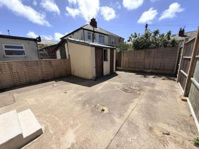 Park Road, Blackpool, FY1