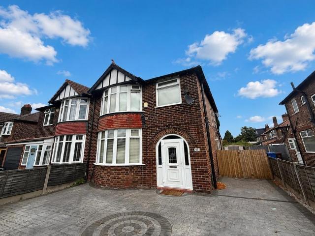 Park Road, Gatley, Cheadle 3 bed semi detached house to rent £1,950 pcm £450 pw