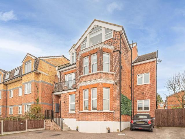 Park Road, East Barnet, Barnet, EN4 2 bed flat to rent £2,099 pcm £484 pw