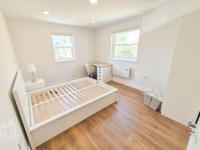 Park Road, Hornsey N8, Room to rent, £1,200 pcm | PrimeLocation