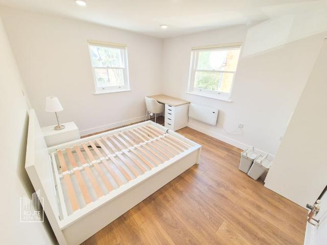 Park Road, Hornsey N8, Room to rent, £1,200 pcm | PrimeLocation
