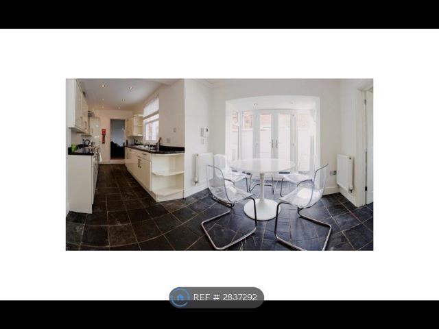 Park Road, Loughborough LE11, 5 bed terraced house to rent, £2,925 pcm | PrimeLocation