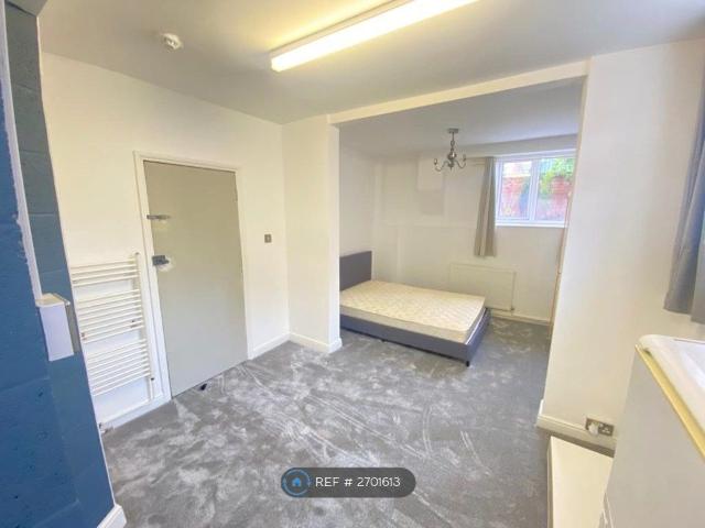 Park Road, Loughborough LE11, Studio to rent, £750 pcm | PrimeLocation