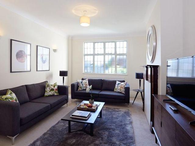 Park Road, London NW8 5 bed flat to rent £7,562 pcm £1,745 pw