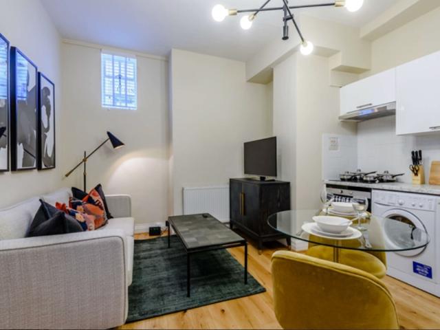 Park Road, London NW8, 1 bed flat to rent, £2,513 pcm | PrimeLocation