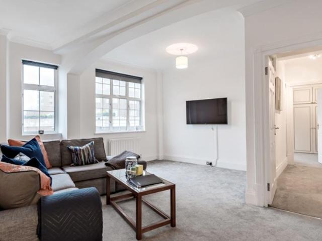 Park Road, London NW8 2 bed property to rent £4,312 pcm £995 pw
