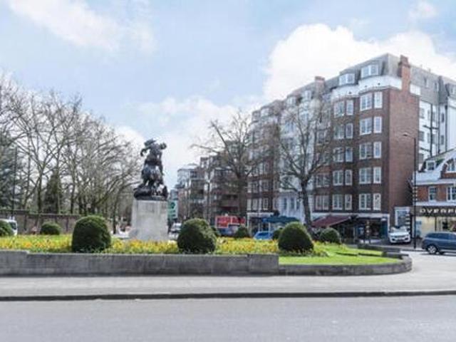 Park Road, London, 6 Bedroom Apartment