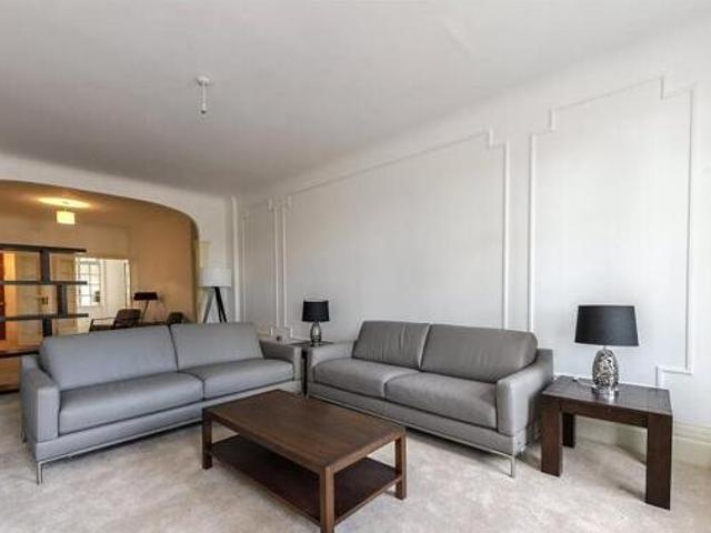 Park Road, London, 6 Bedroom Apartment