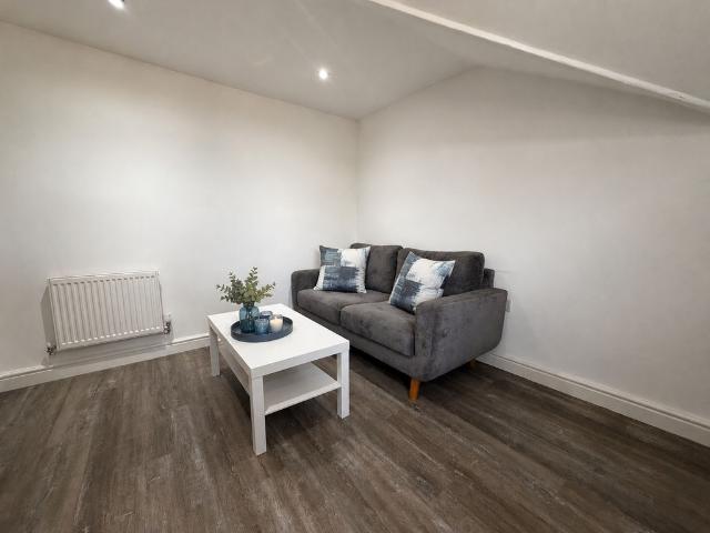 Park Road, Nottingham NG7, 2 bed flat to rent, £628 pcm | PrimeLocation