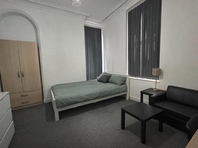Park Road, Nottingham Student Accommodation! NG7, Room to rent, £490 pcm | PrimeLocation